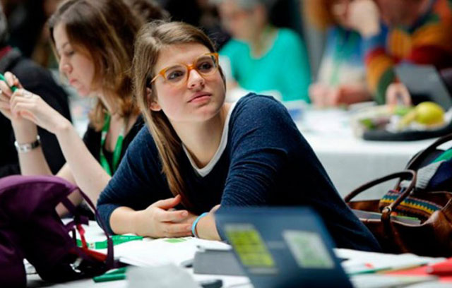 Tiene 26 años y la designaron directora del Banco Nación: es la hija ...