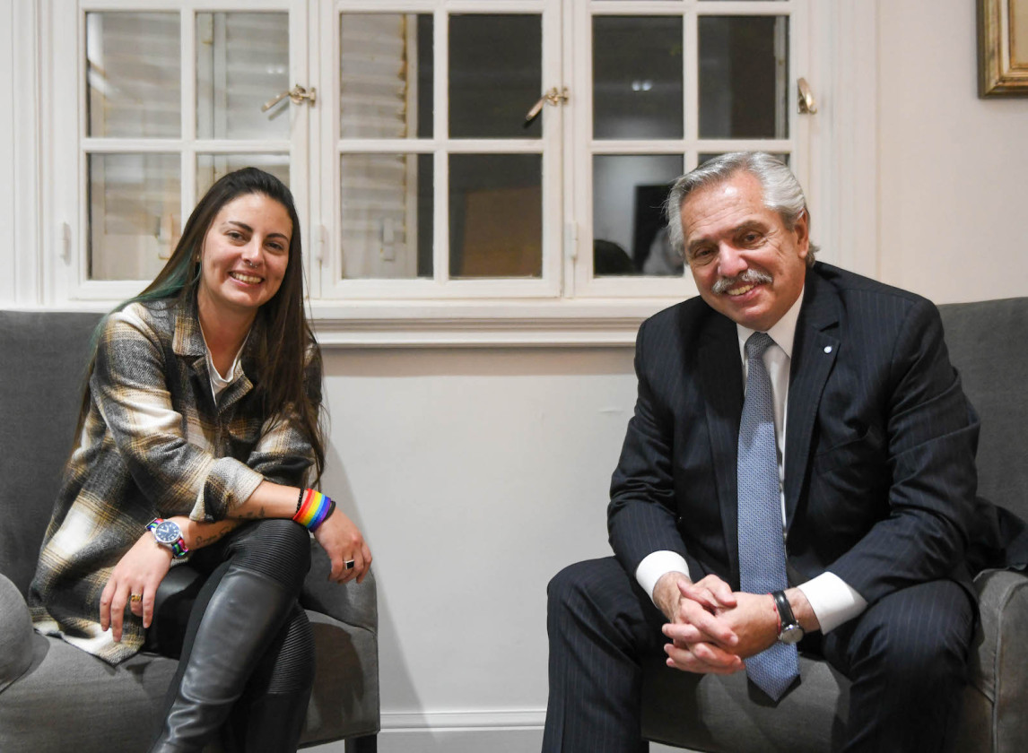 La ministra de las Mujeres, Ayelén Mazzina, explicó por qué cambió de ... La ministra de las Mujeres, Ayelén Mazzina, explicó por qué cambió de ...