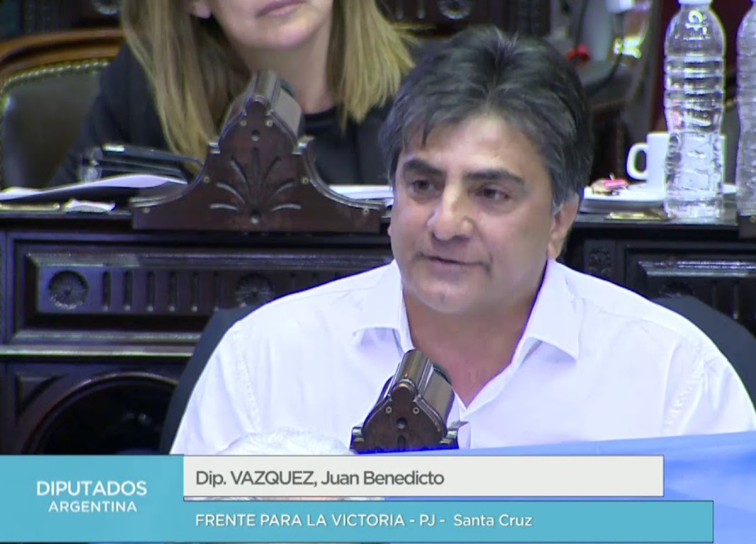 Ex diputado, ex intendente y "Vacunado VIP" del FPV, ahora la Gobernadora le dio conchabo "Ad ...