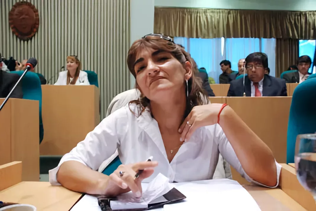 Una diputada nombró asesora a su hija de 18 años con sueldo entre 8 y ...