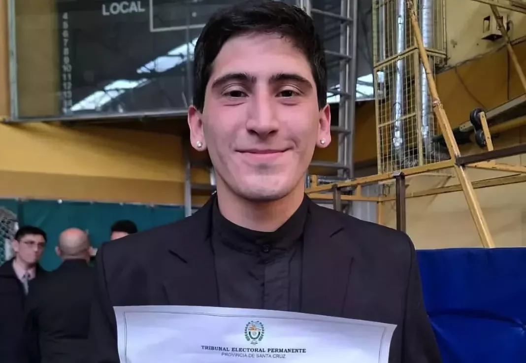 Un Concejal de 28 de Noviembre entró a la Comisaría, agredió a otra ...