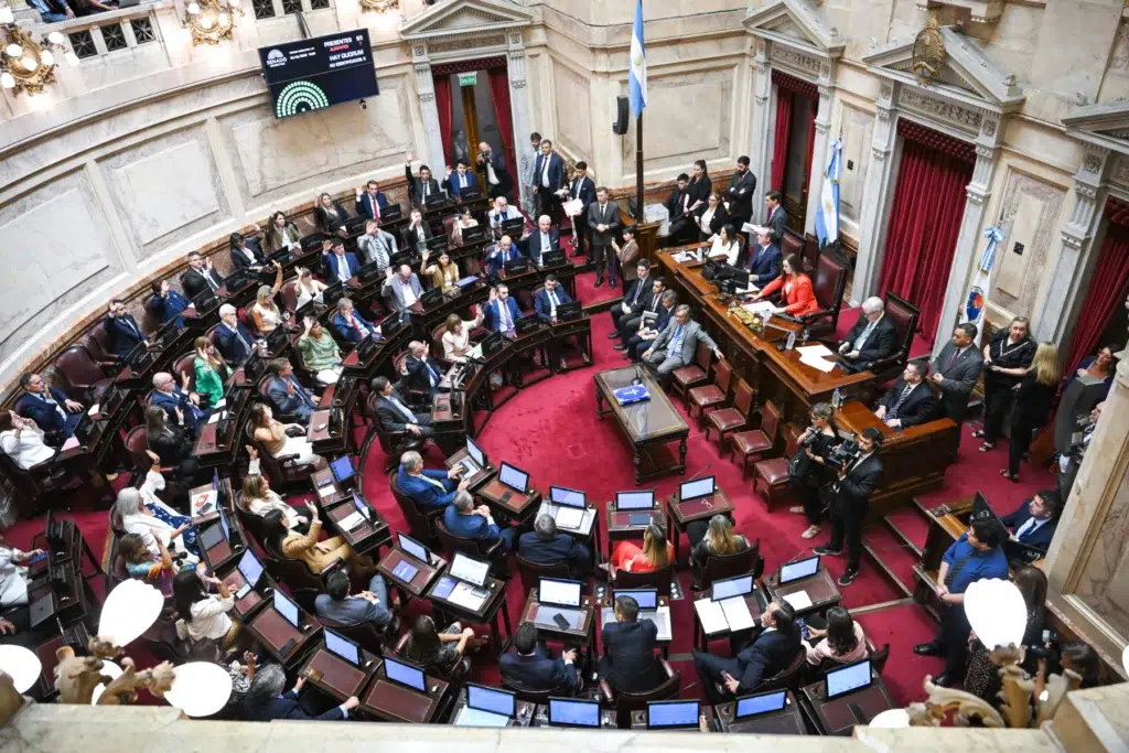 60 pliegos judiciales entran al Senado junto con ascensos militares ...
