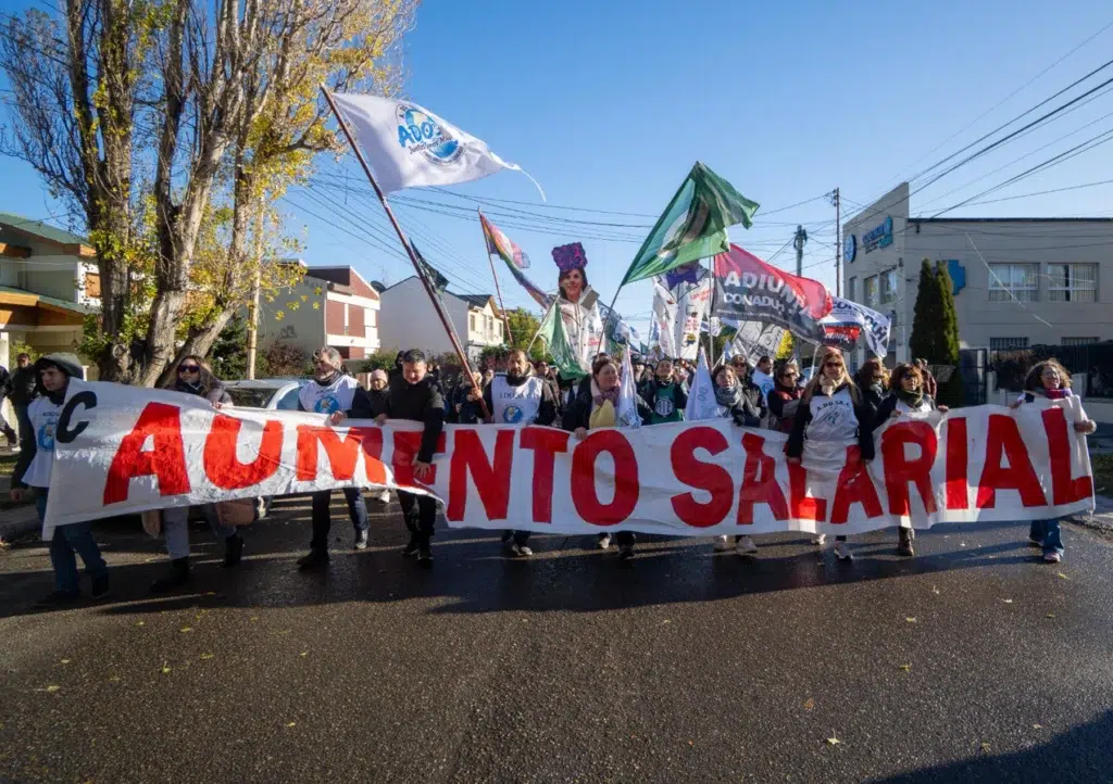 ADOSAC determinó un paro por 72 horas